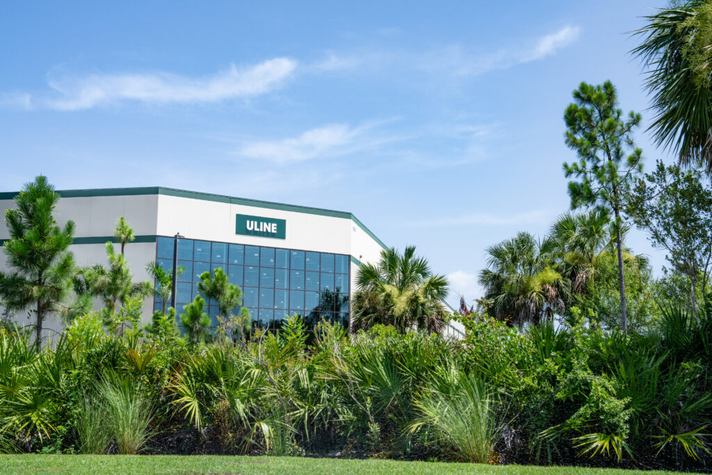 Uline Distribution Center - DeAngelis Diamond